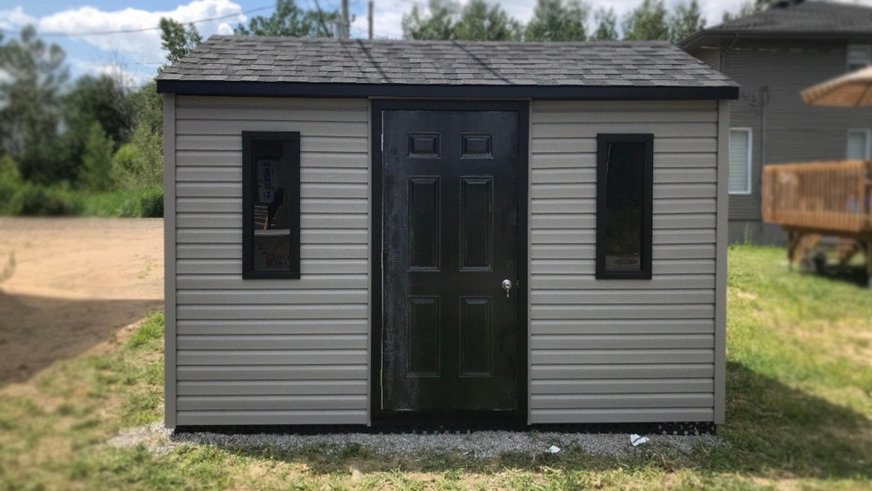 Fabrication de cabanon Rive-Nord ǀ Cabanon Laval ǀ Cabanons S. A.